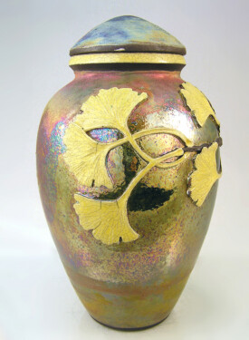 Raku Gallery – Corvus Moon Studio